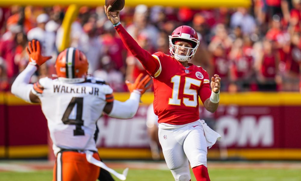 Patrick Mahomes’ Steller Performance Leads This Week’s Red Raiders in ...